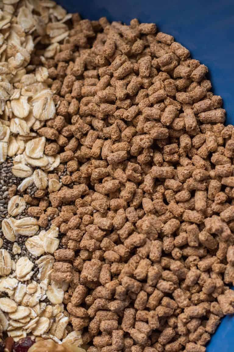 The easiest Trail Mix Energy Bars Recipe - Lifestyle of a Foodie