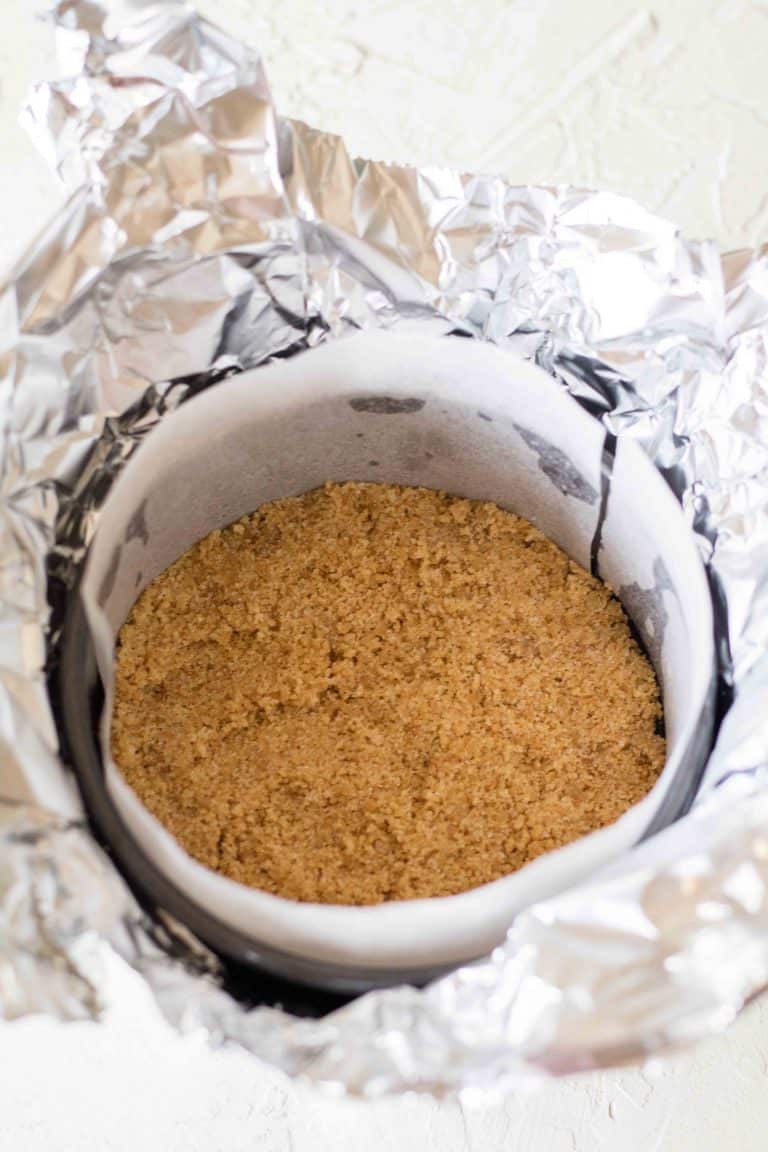 Easy 4-inch mini cheesecake recipe for one/two - Lifestyle of a Foodie