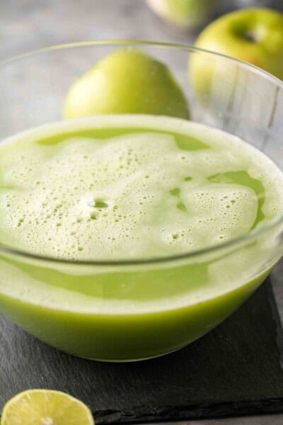 20 Cents healthy Green Shots at home! (no juicer) - Lifestyle of a Foodie