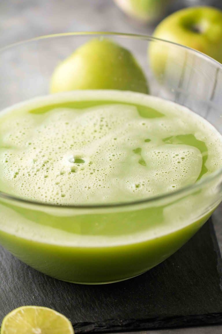 20 Cents healthy Green Shots at home! (no juicer) - Lifestyle of a Foodie