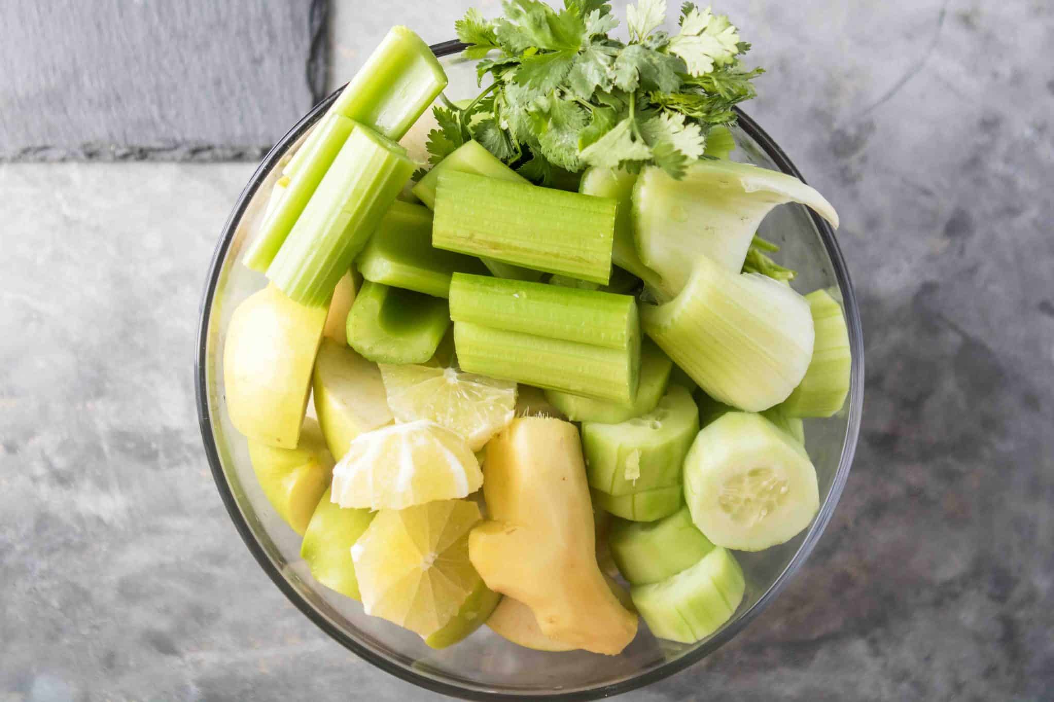 20 Cents healthy Green Shots at home! (no juicer) - Lifestyle of a Foodie