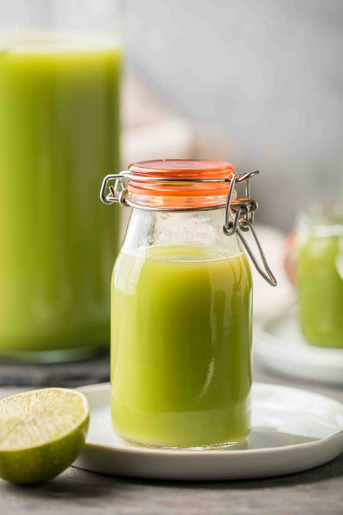20 Cents healthy Green Shots at home! (no juicer) - Lifestyle of a Foodie