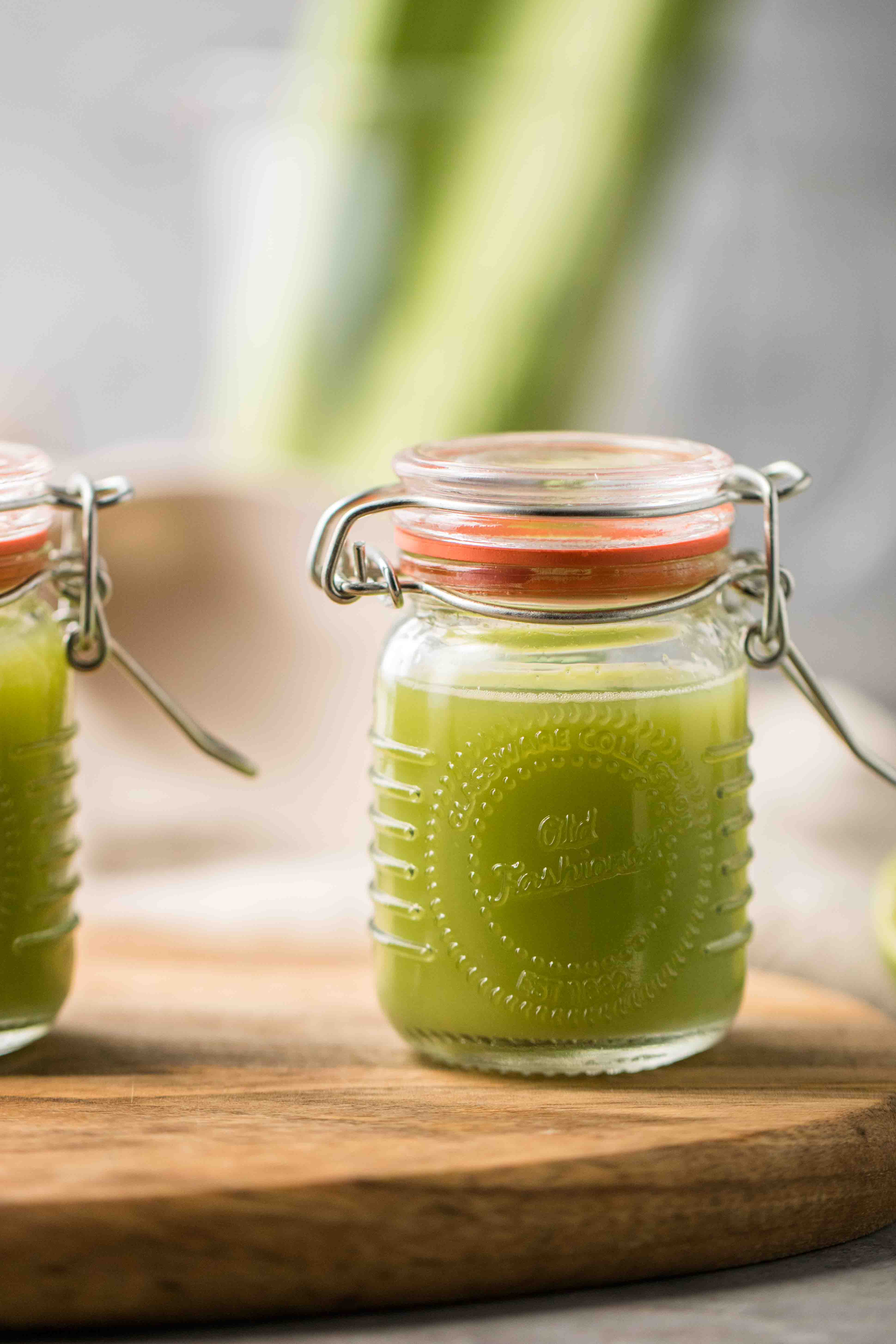 20 Cents healthy Green Shots at home! (no juicer) - Lifestyle of a Foodie