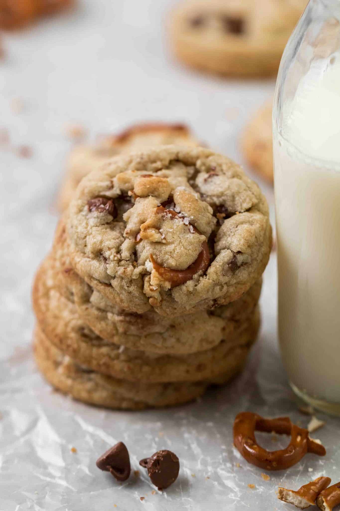 The Best Soft and Chewy Pretzel Chocolate Chip Cookies - Lifestyle of a ...