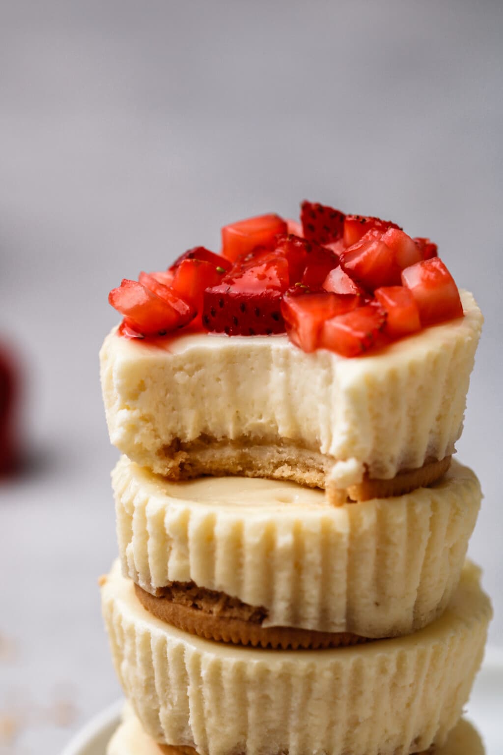 Small batch mini cheesecakes with oreo crust - Lifestyle of a Foodie