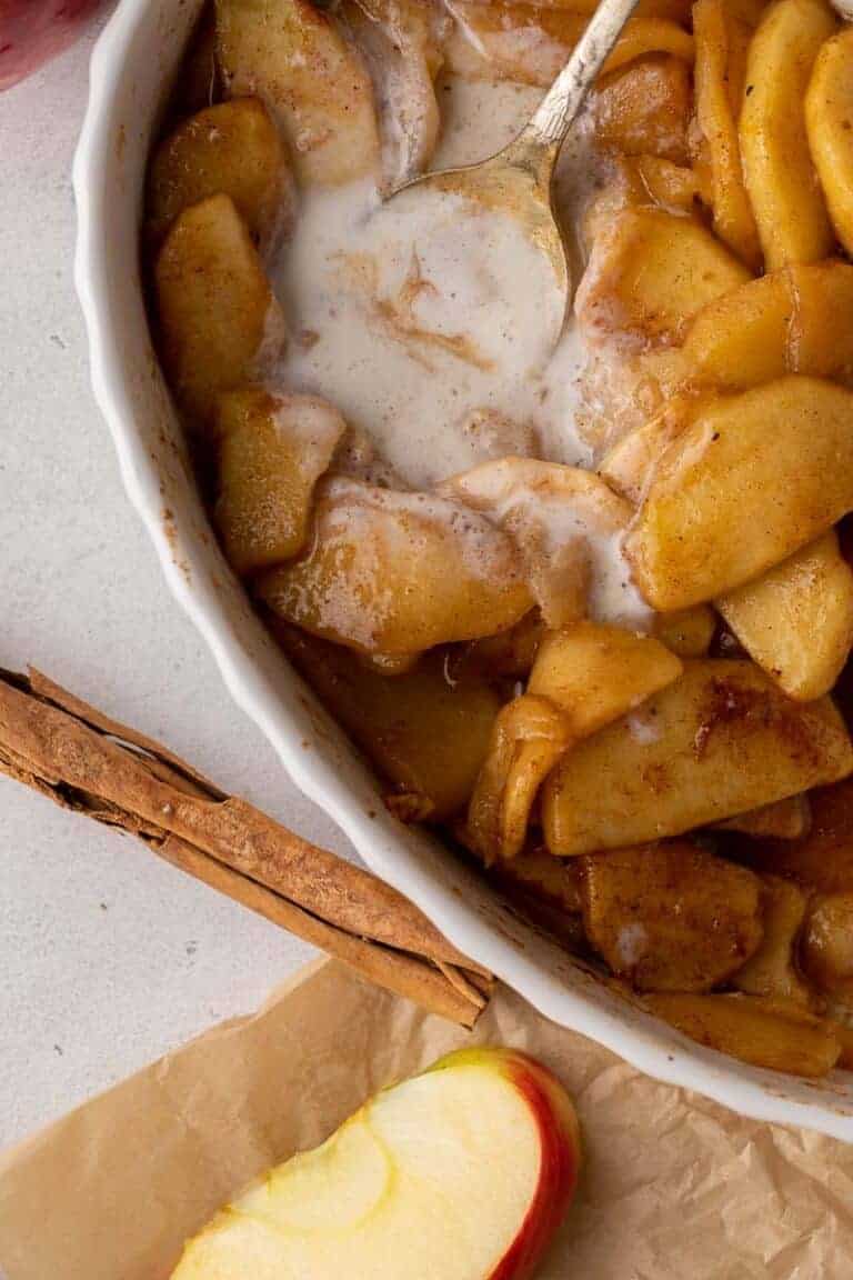 Easy Cinnamon baked Apples - Lifestyle of a Foodie