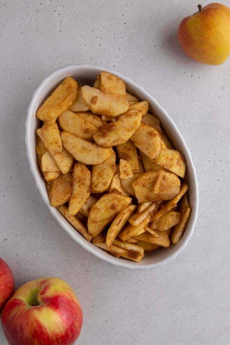 Easy Cinnamon baked Apples - Lifestyle of a Foodie