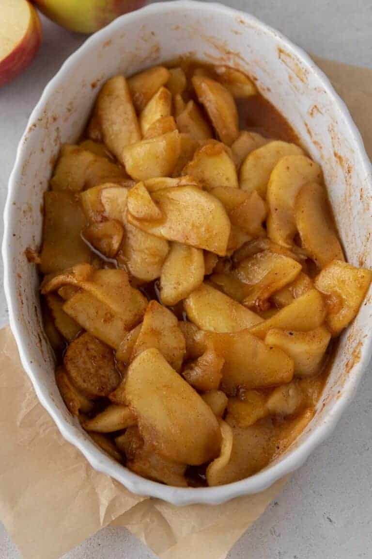 Easy Cinnamon baked Apples - Lifestyle of a Foodie