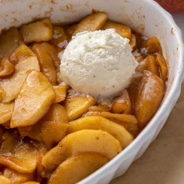 Easy Cinnamon baked Apples - Lifestyle of a Foodie