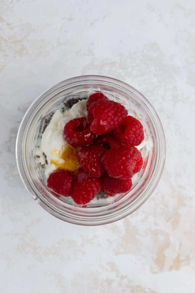 White chocolate raspberry overnight oats - Lifestyle of a Foodie