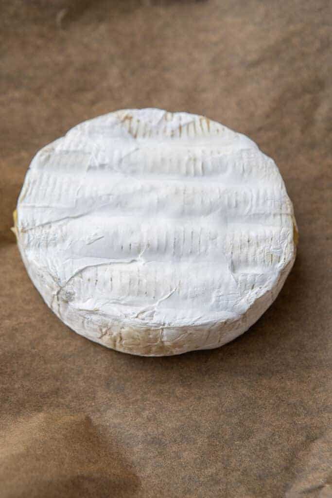 How to Make the Best Baked Brie Recipe - Lifestyle of a Foodie