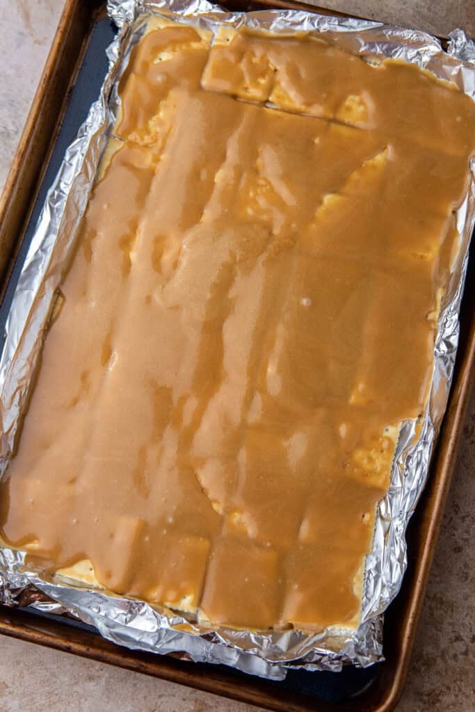 Easy Christmas Crack Recipe - Lifestyle of a Foodie