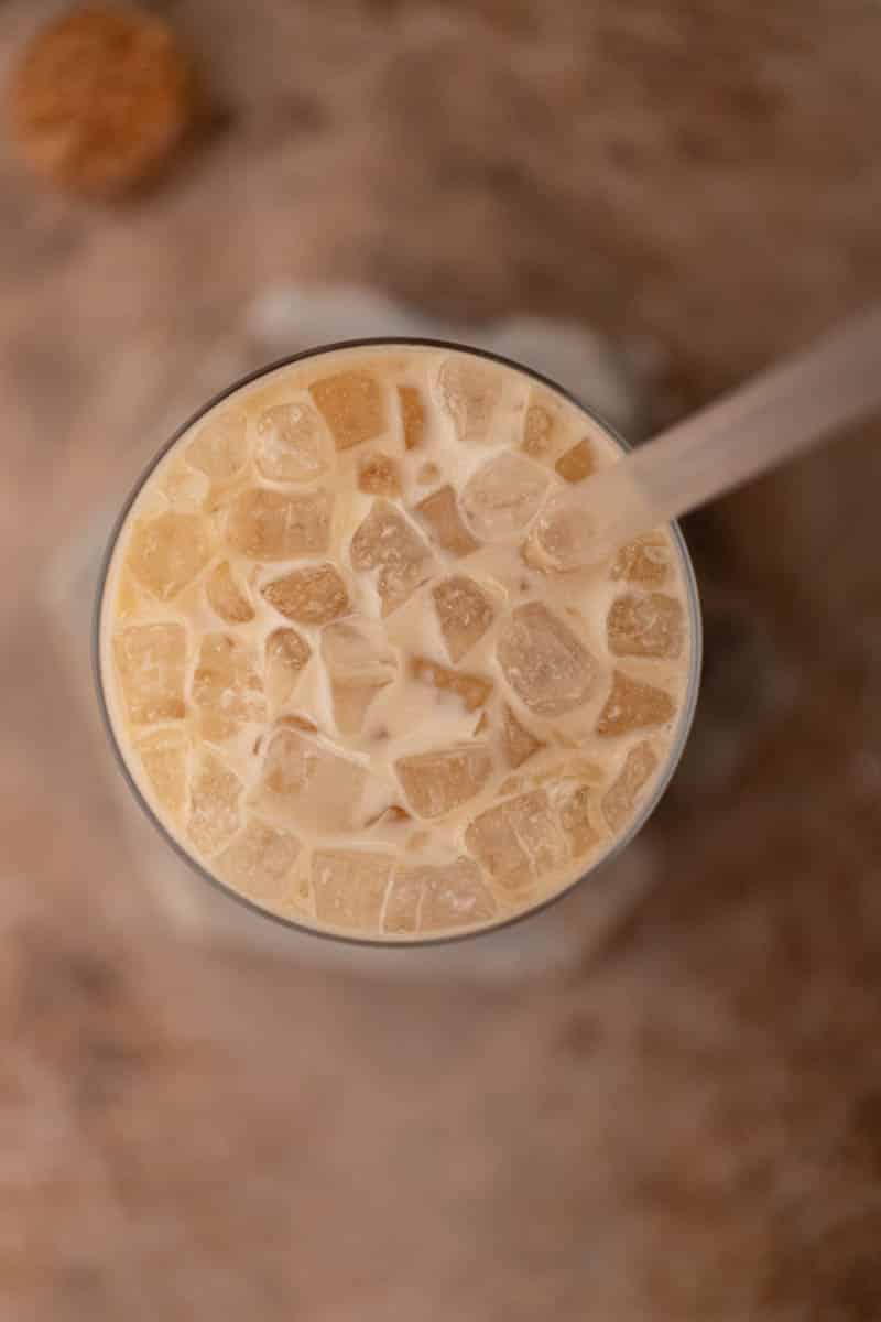 Hot & Iced Starbucks White Chocolate Mocha Latte - Lifestyle of a Foodie