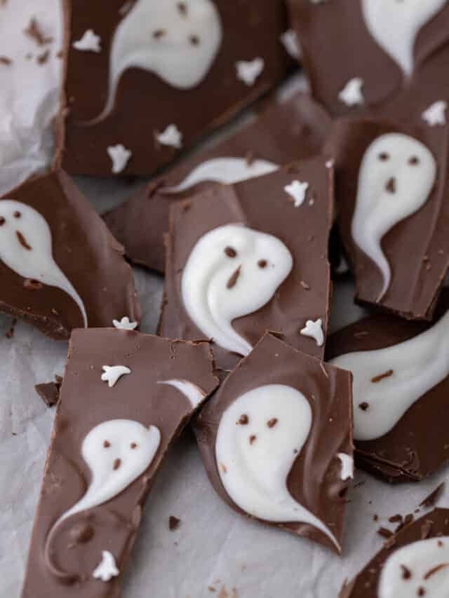 Easy 3 ingredient Halloween Ghost Bark recipe - Lifestyle of a Foodie