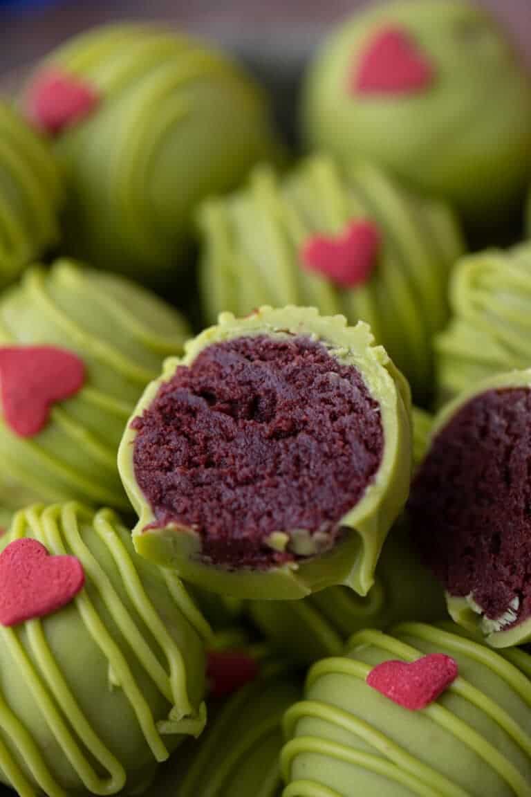 The Best No-Bake Grinch Oreo Truffles Recipe - Lifestyle of a Foodie