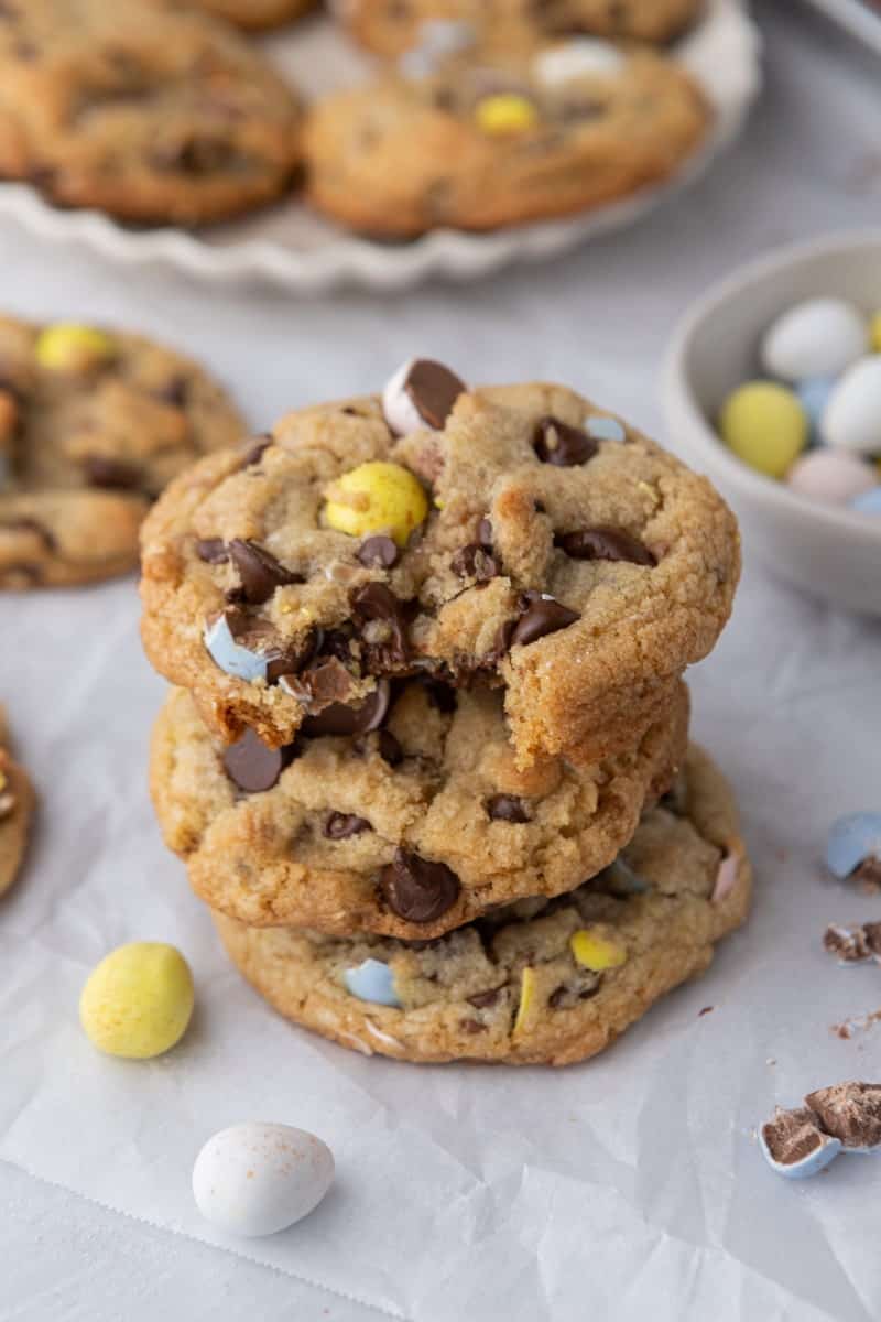 Easter Chocolate Chip Mini Cadbury Egg Cookies Recipe - Lifestyle of a ...