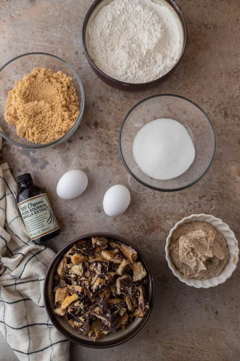 The Best Christmas Crack Cookies Recipe - Lifestyle of a Foodie