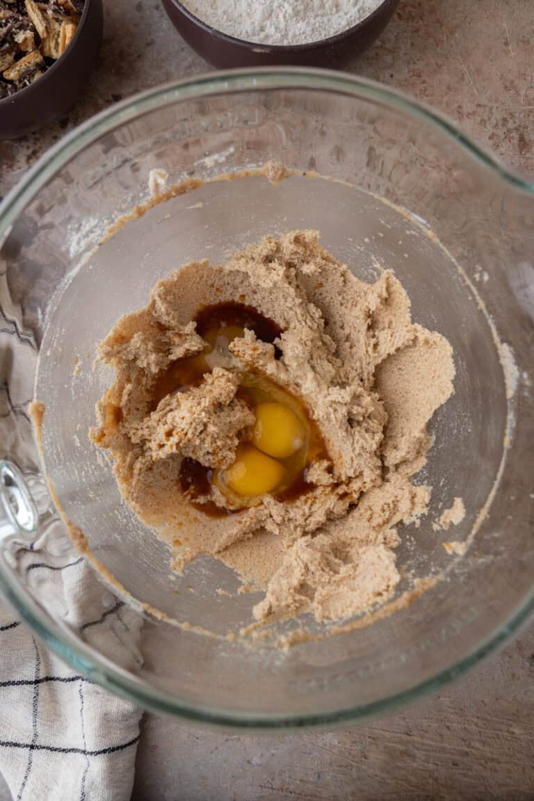 Christmas Crack Cookies Recipe – Sweet, Salty & Chewy