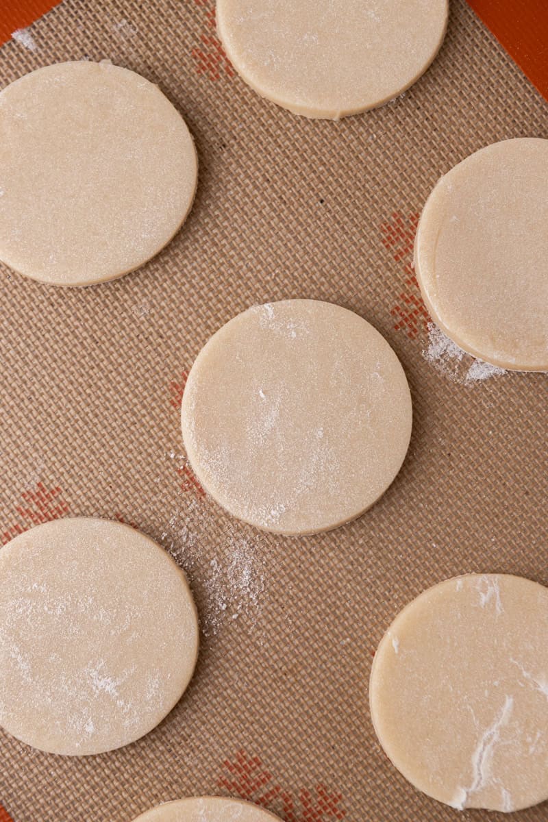 Sour Cream Sugar Cookies (Soft, Fluffy, Old-Fashioned Recipe ...