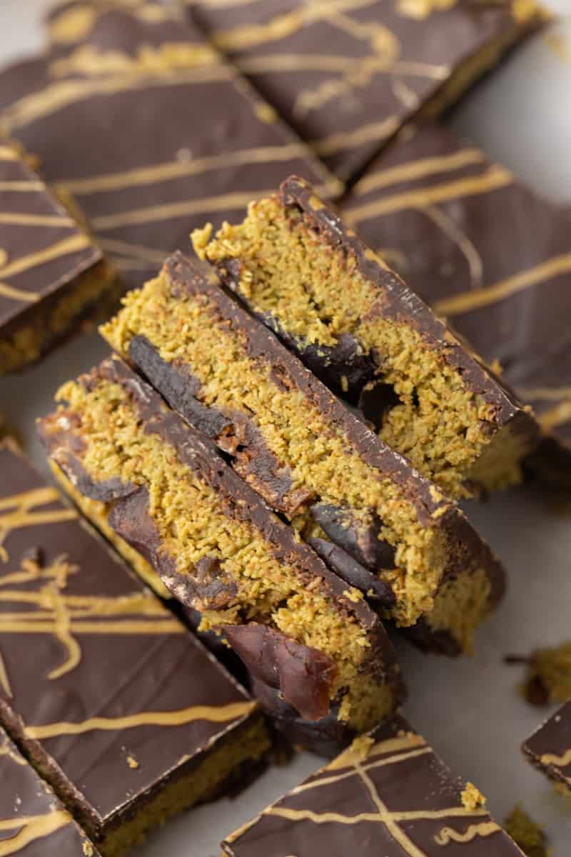 The Best Viral Dubai Chocolate Date Bark Recipe - Lifestyle of a Foodie