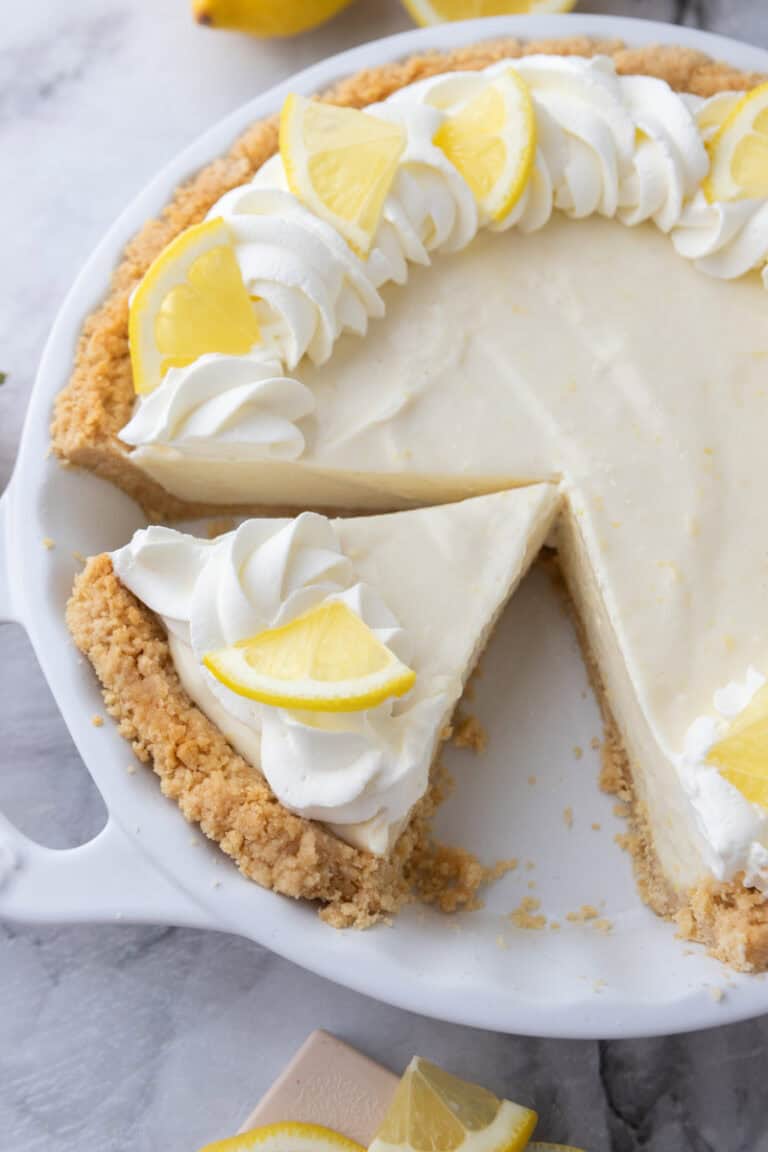 How to Make The Best No Bake Lemon Pie Recipe - Lifestyle of a Foodie