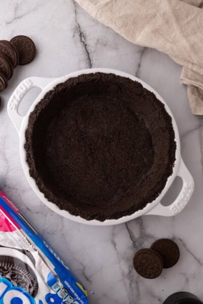 How to Make the Best Oreo Pie Crust Recipe - Lifestyle of a Foodie