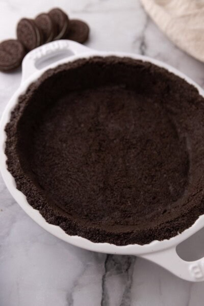 How to Make the Best Oreo Pie Crust Recipe - Lifestyle of a Foodie