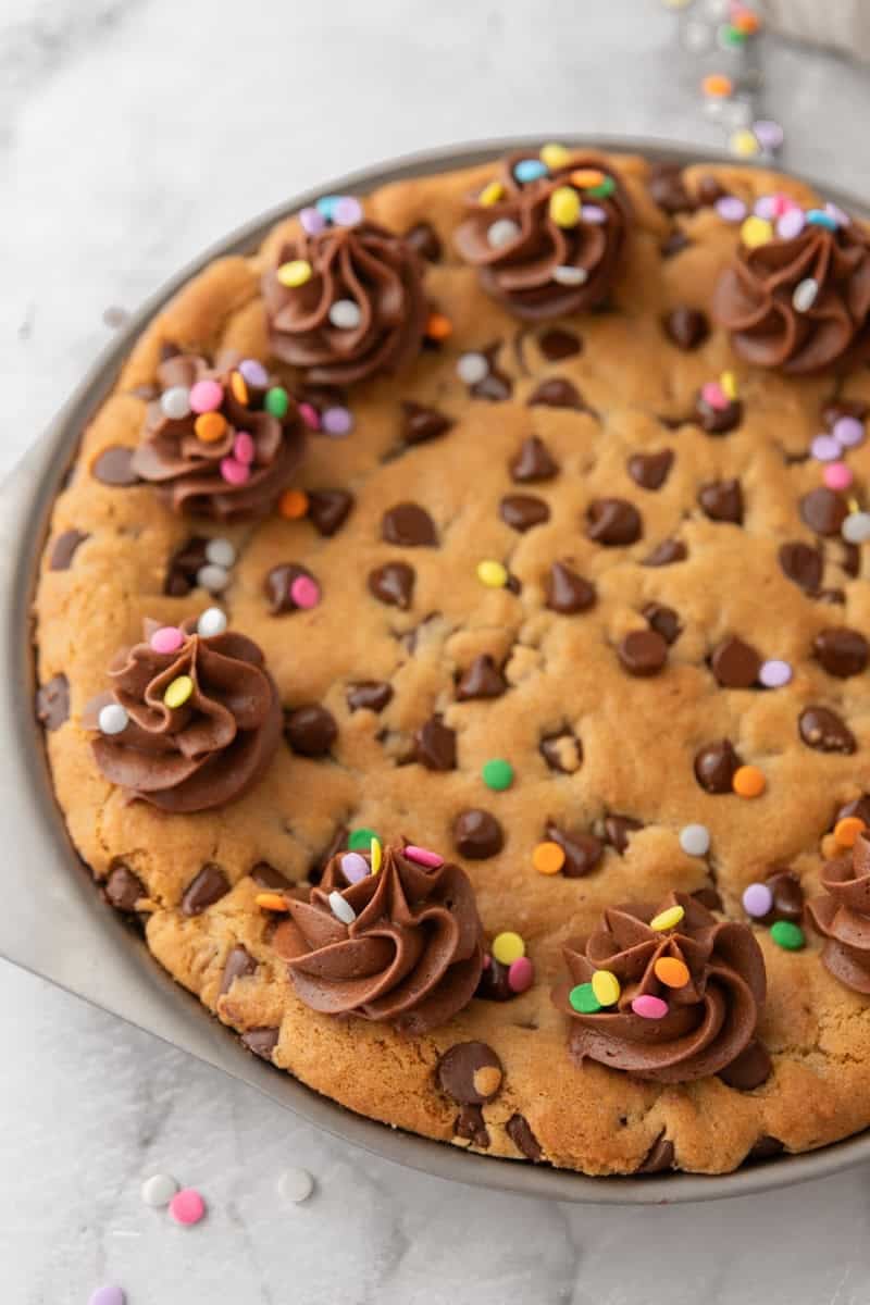 How to Make a Chocolate Chip Cookie Cake From Scratch - Lifestyle of a Foodie