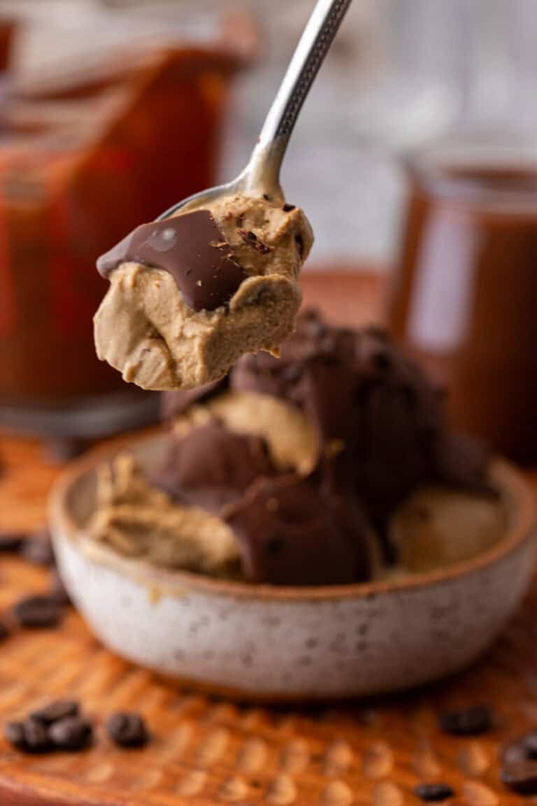 5 Minutes Easy Magic Chocolate Shell Recipe for Ice Cream Topping ...